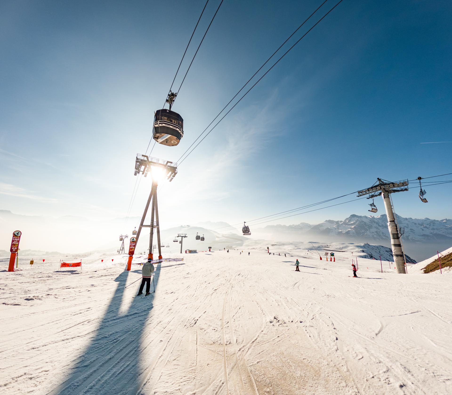 SnowSpot - Winter holidays made easy